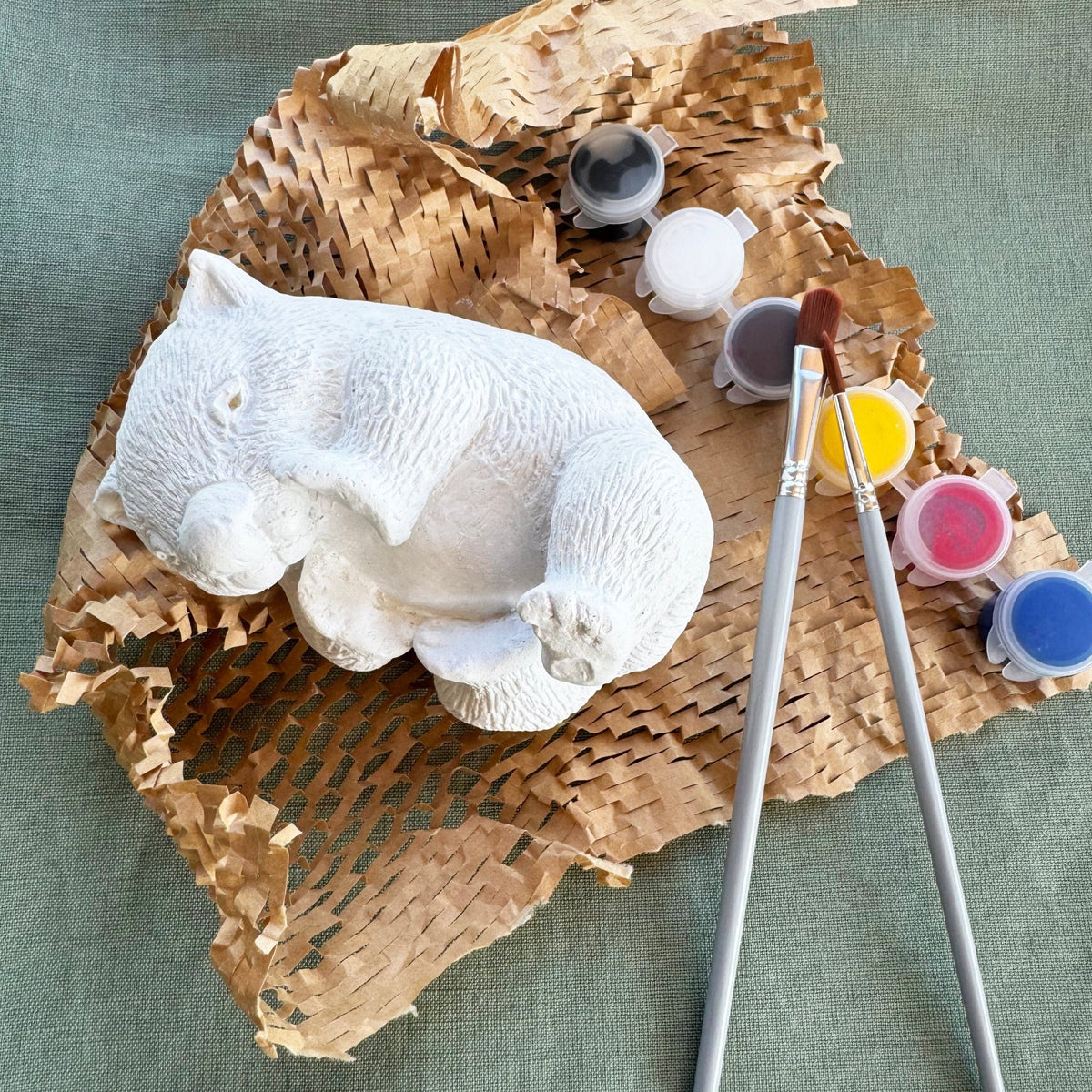 Paint Your Own Wally the Wombat - Nest & Bird